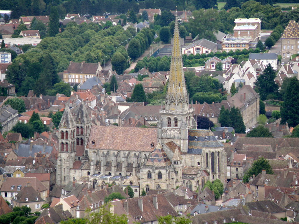 Visite d'Autun et de l'Autunois - École militaire, lieu de mémoire