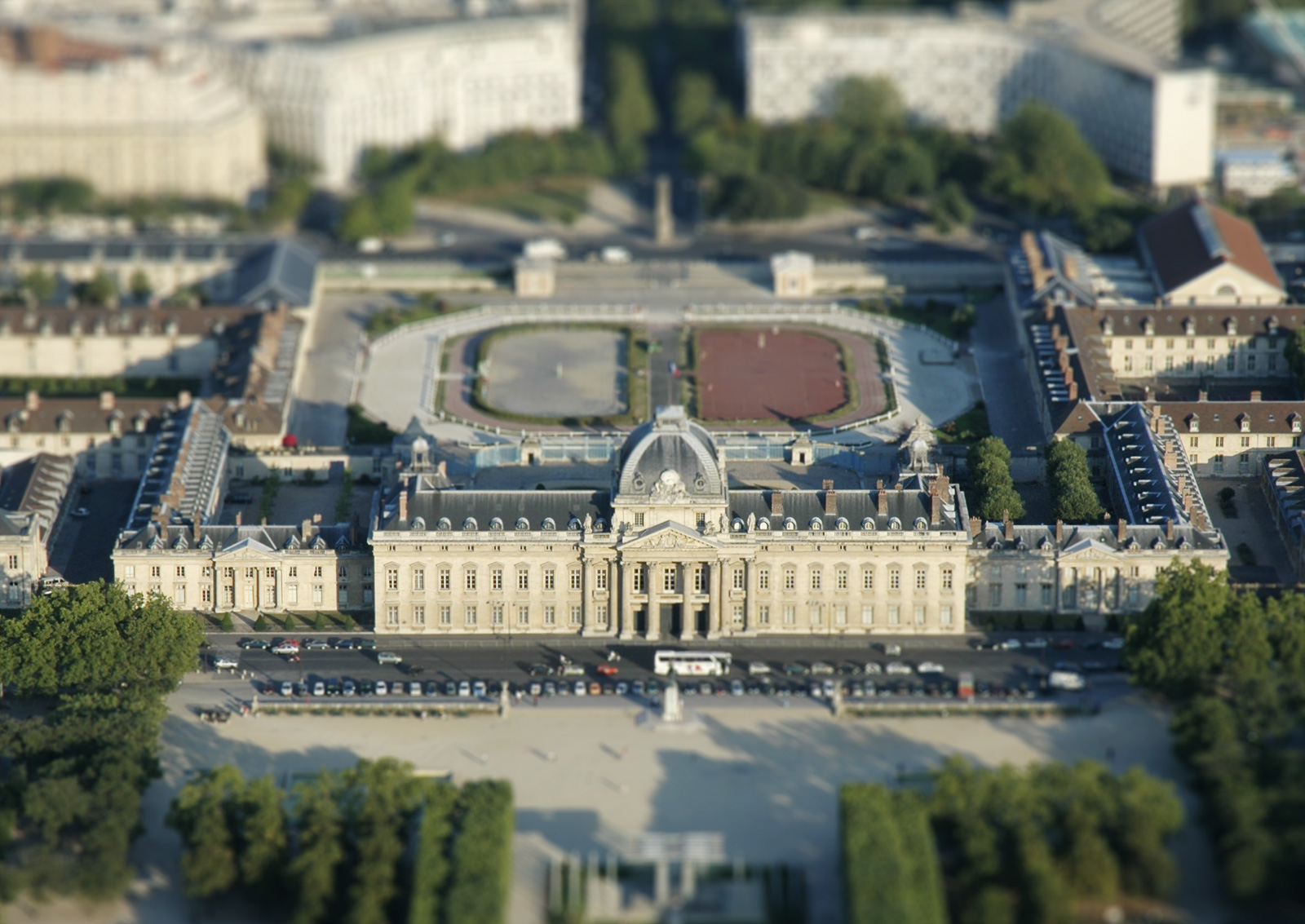 Architecture - École militaire, lieu de mémoire